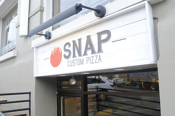 Snap Custom Pizza Plans Expansion on the Main Line