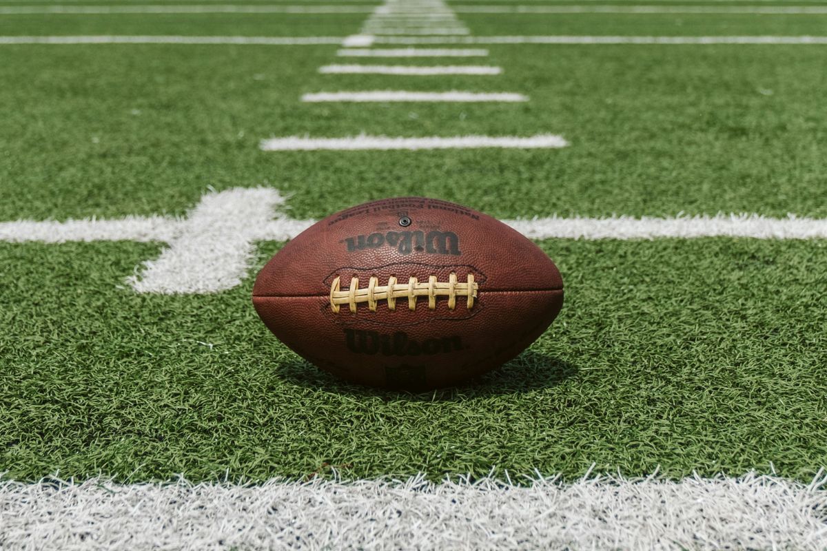 Tanner Maddocks Balances a Startup With Villanova Football